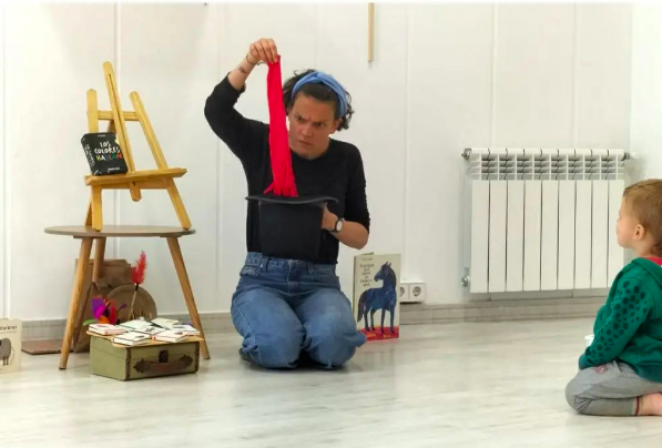 LECTURA DE REGAZO: Lectura, familias y bebés