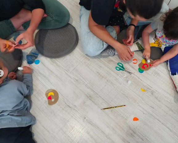 LECTURA DE REGAZO: Lectura, familias y bebés